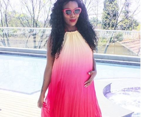 Mome Nale Mahlang claps back on troll | Fakaza News