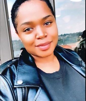 Lesedi Ferguson breaks down at the Royalty Soapie Awards | Fakaza News