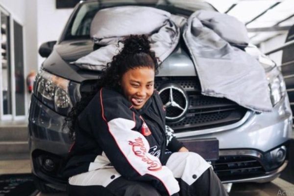 Khanyisa buys new Mercedes Benz (Video) | Fakaza News