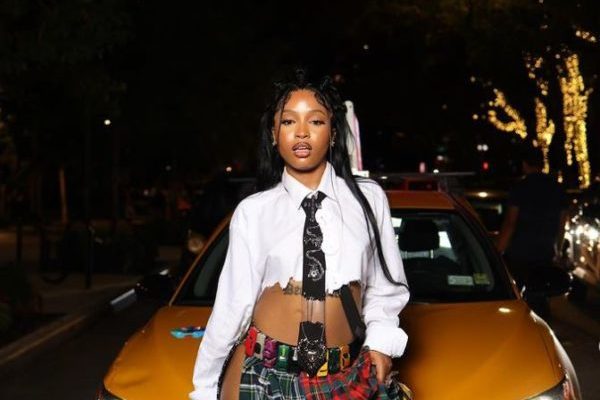 "From 3k followers to 3k audience in New York," Uncle Waffles ...