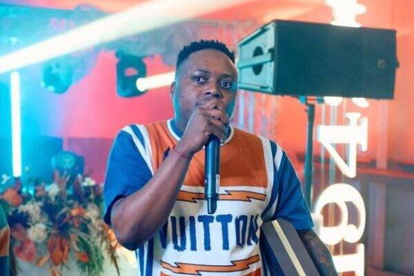 Kelvin Momo gets emotional as 'Sewe' album surpasses 15 million streams ...