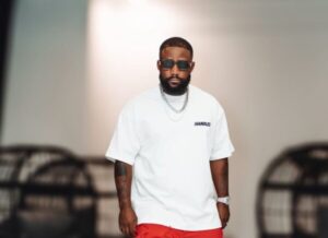 Cassper Nyovest declares 'Ke Dezember' with signature video | Fakaza News