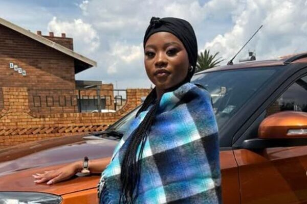 "Another music video?" Naledi Aphiwe's ‘makoti’ photos leave fans ...